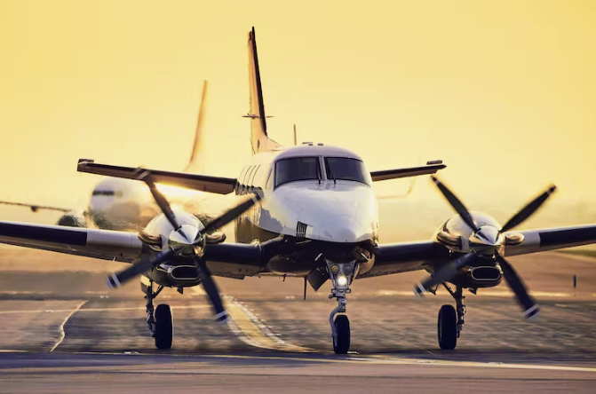 Electric planes are coming, Çınar's op-ed in the Conversation | IDEAS ...
